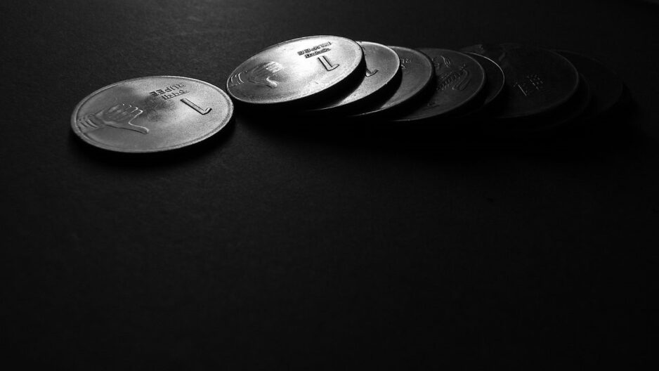 Marketing Strategy behind Rs.999 tags & 10% extra quantity - CUTTING ...